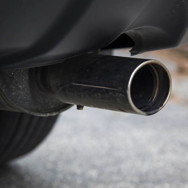 The signs and dangers of a faulty exhaust | startrescue.co.uk
